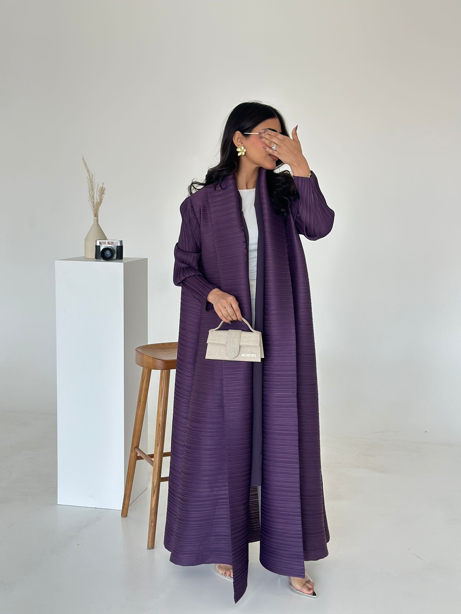 R008 – ELV ABAYA