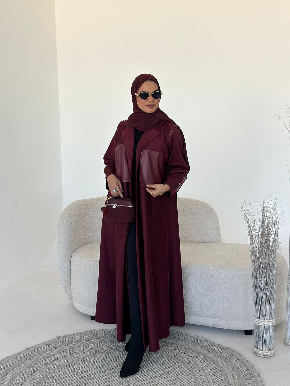 W001 – ELV ABAYA